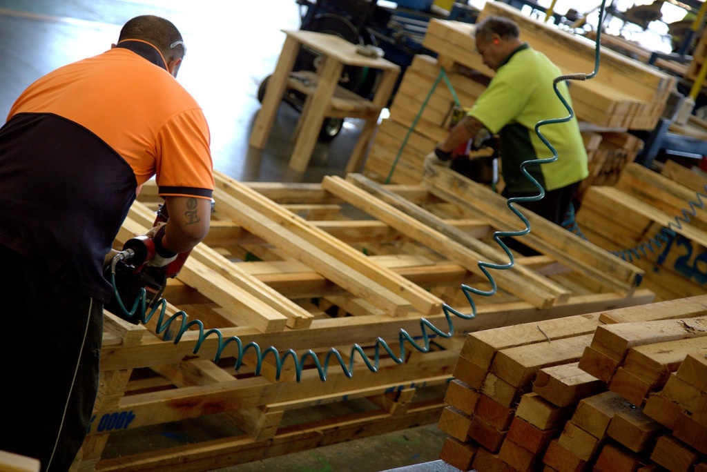 Manufacturing industry packaging suppliers - The UBEECO™ Group