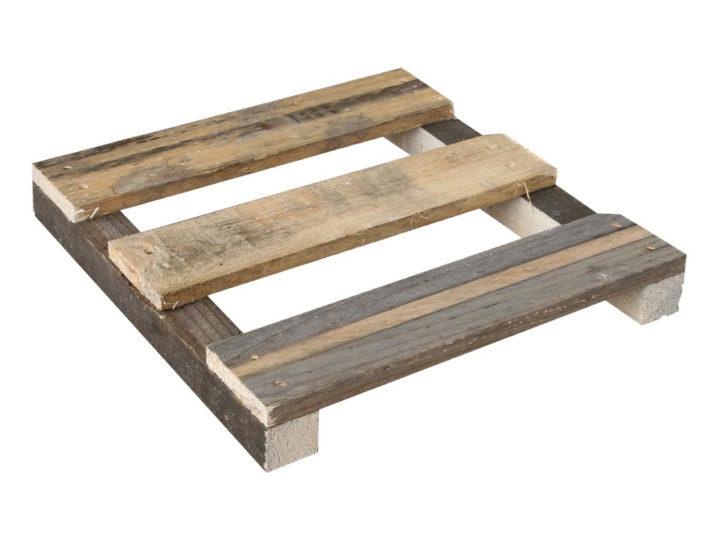 Wooden Pallets & Skids - UBEECO Packaging Solutions